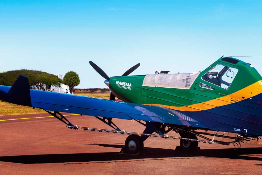 Embraer celebra 20 años desde que se certificó el primer avión Ipanema ...