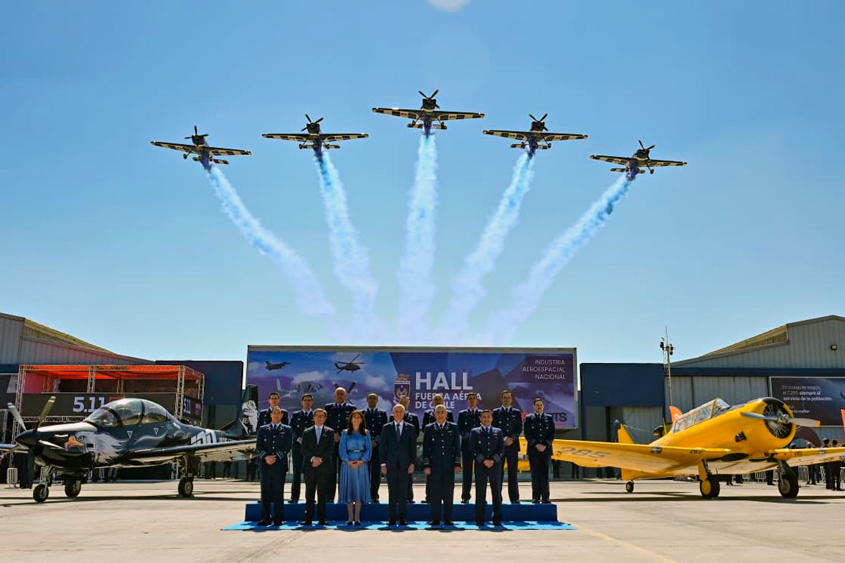 FIDAE 2026 abrió en Chile con show aéreo y tecnología